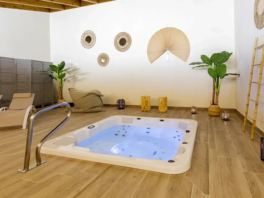 Built-in spas for your home - Aquavia Spa