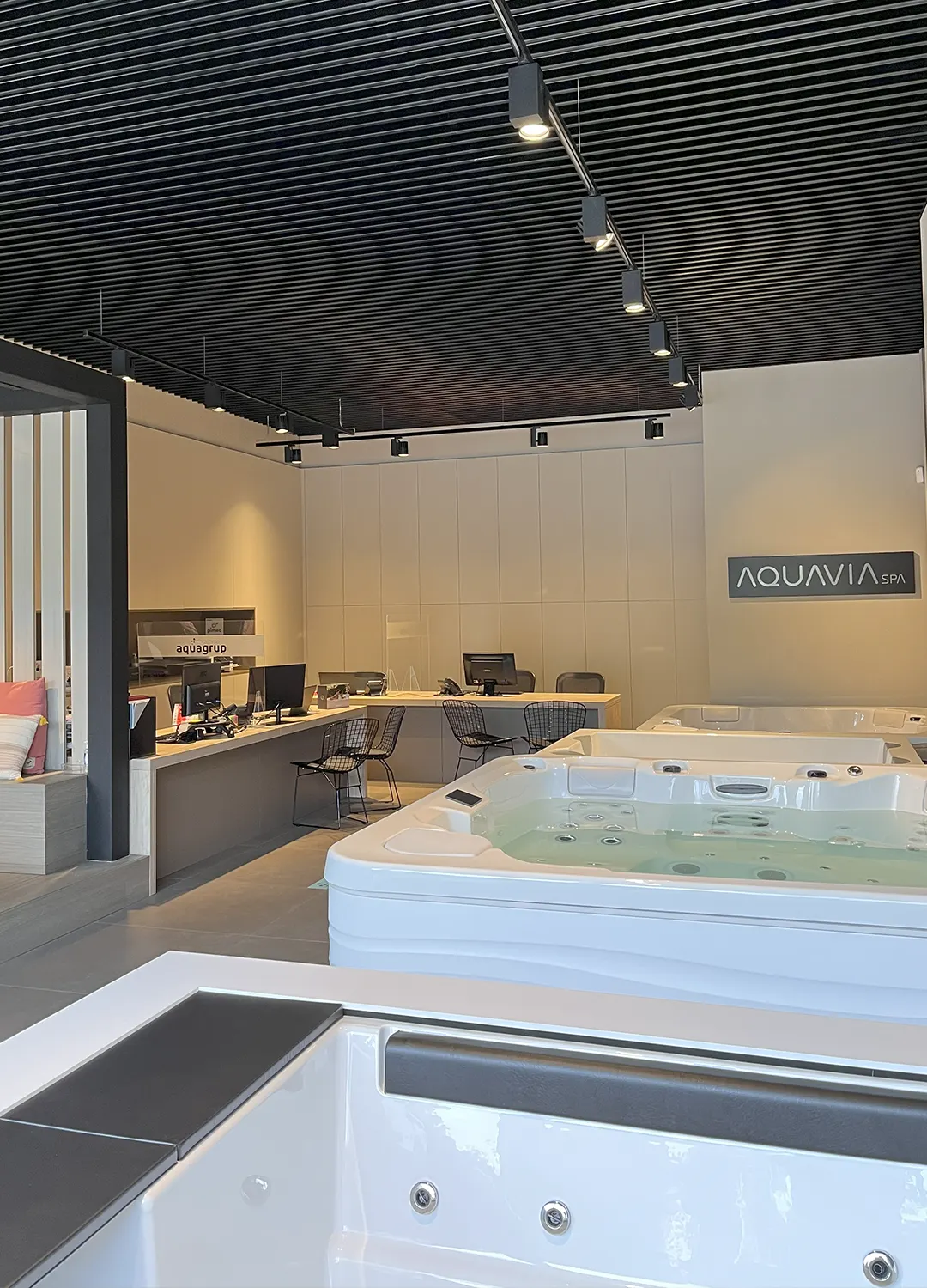 Aquavia Spa Barcelona - Aquagrup Spas | Official hot tubs store